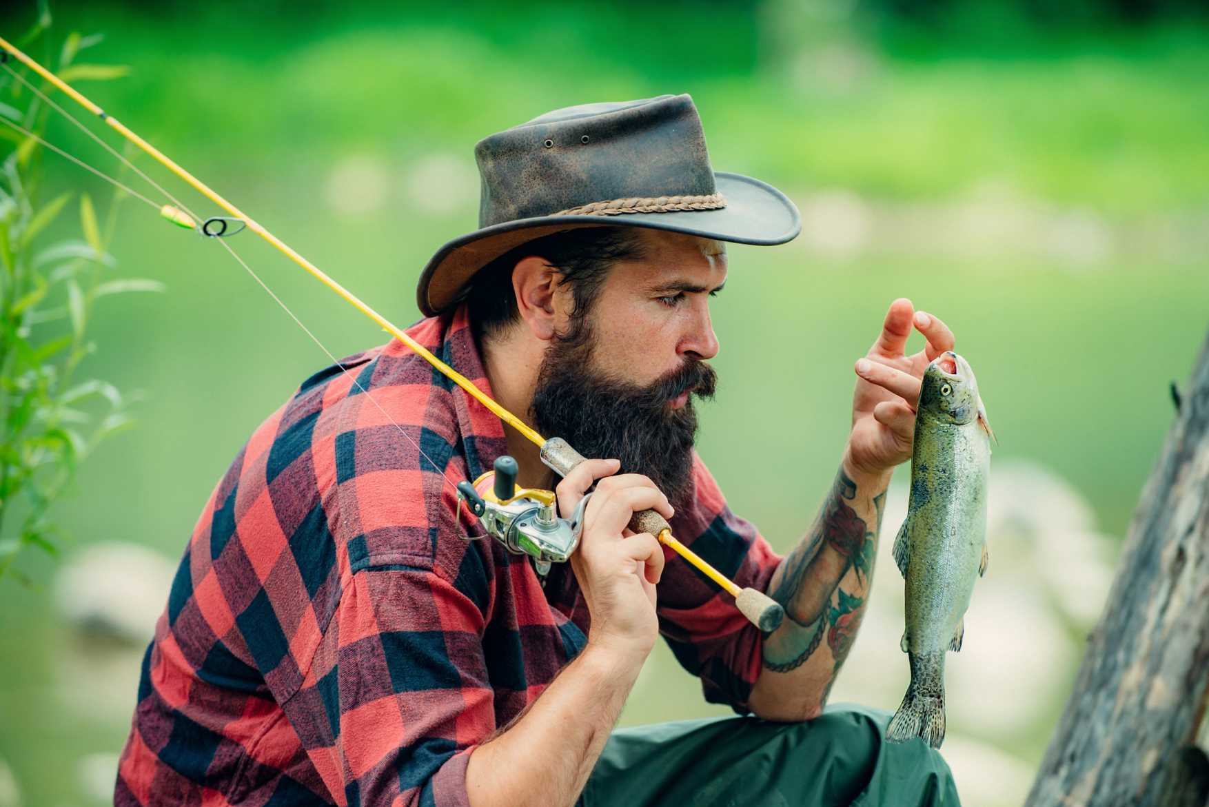Building Emergency and Survival Fishing Kits - What Should Be In An Em